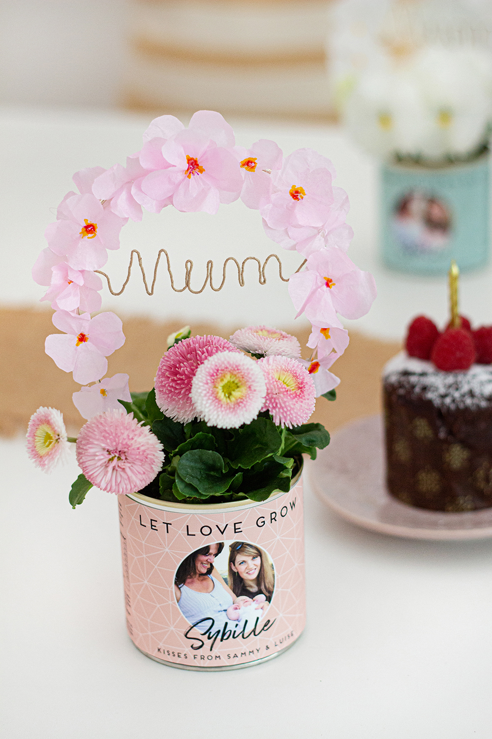 Blumen zum Muttertag: Schöne Bastelidee für deine Mama!
